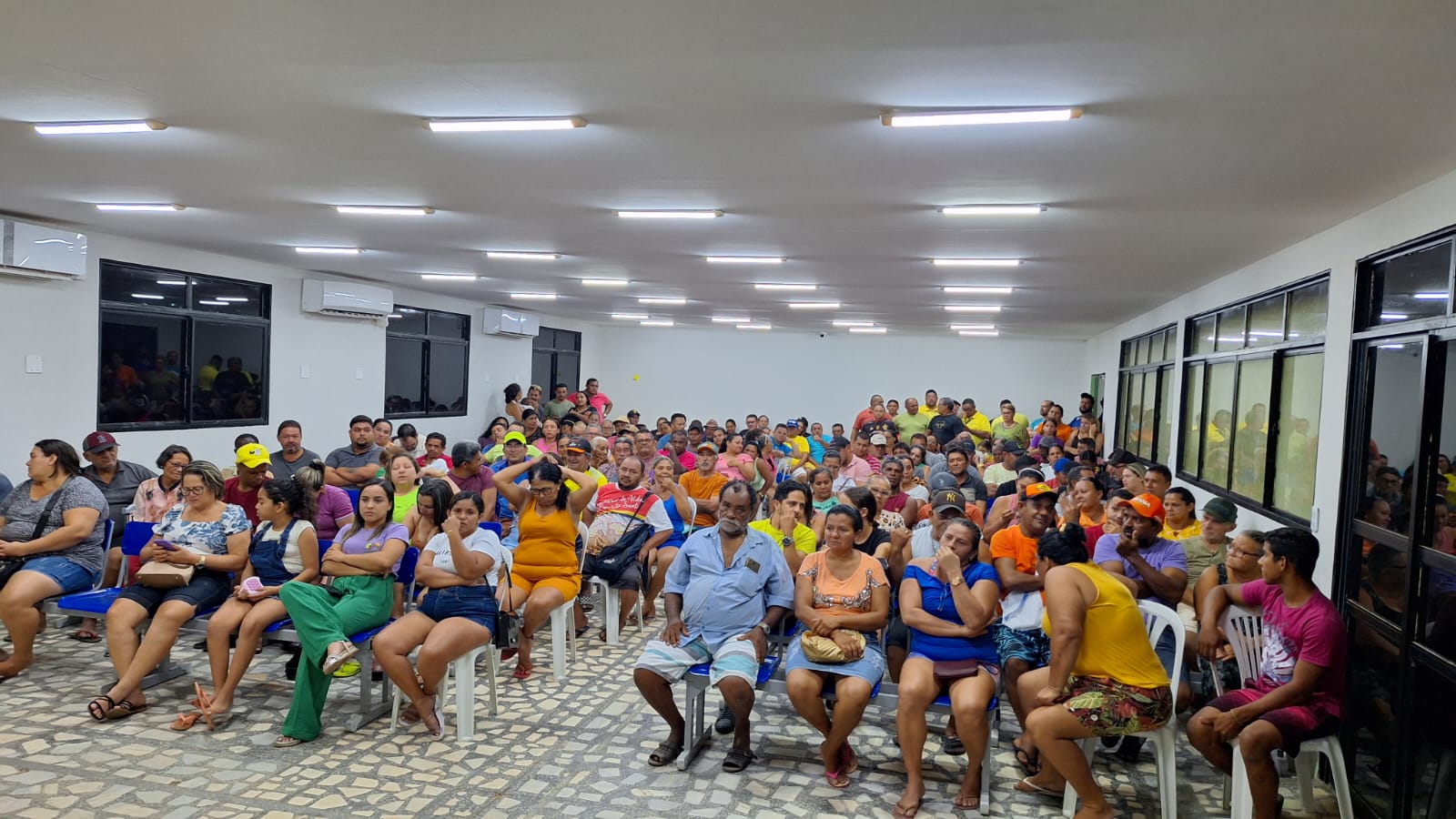 Reunião com todos os barraqueiros e ambulantes que atuarão nos festejos ...